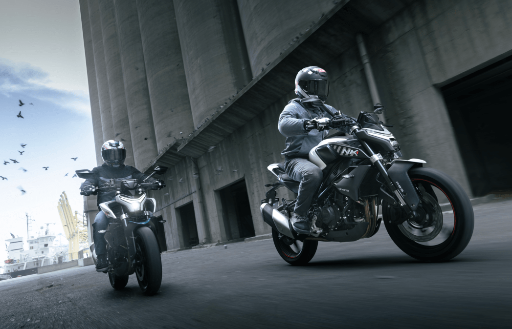 街道穿梭机来了！27880元！春风450NK售价公布_搜狐汽车_搜狐网