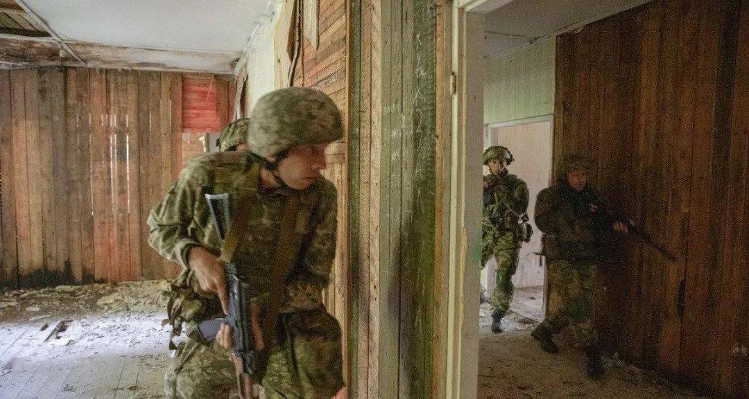 直面巷战——军事专家对城市作战攻/守双方的建议 - 网际谈兵