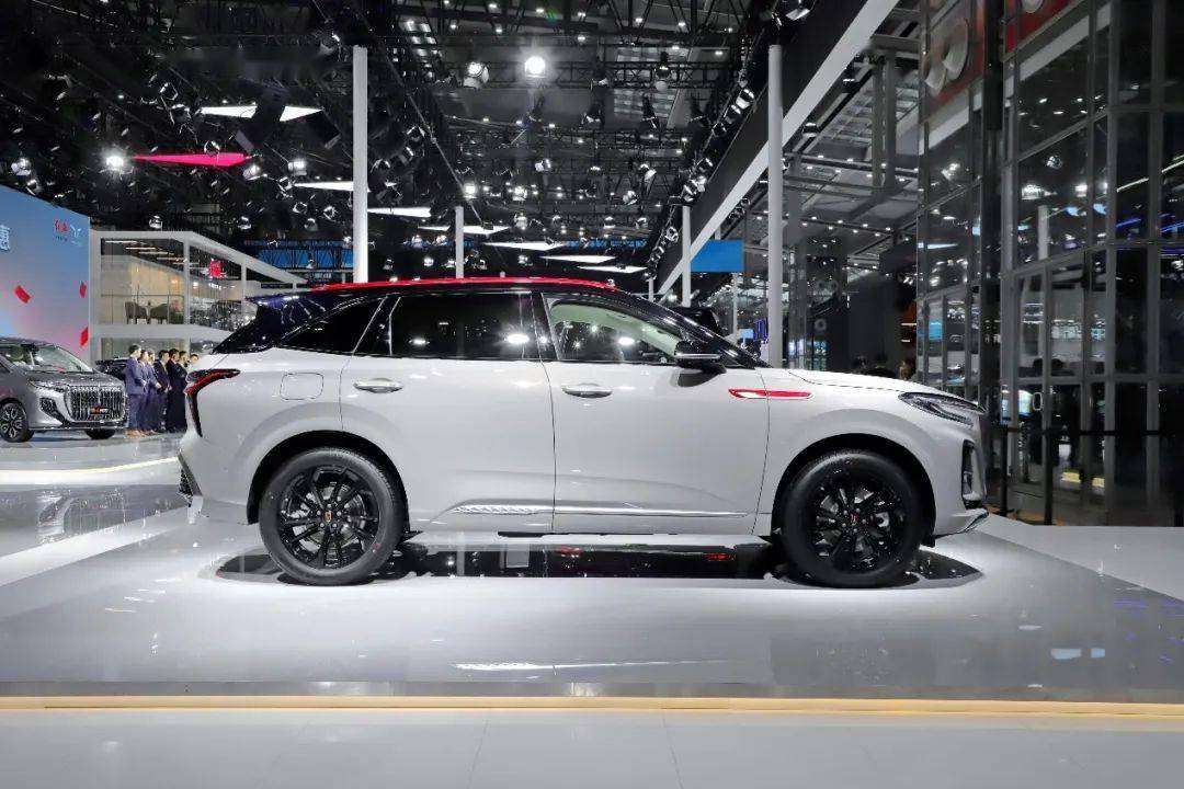 2.0T＋8AT，252马力配4驱，售价不到20万买豪华品牌SUV？_搜狐汽车_搜狐网