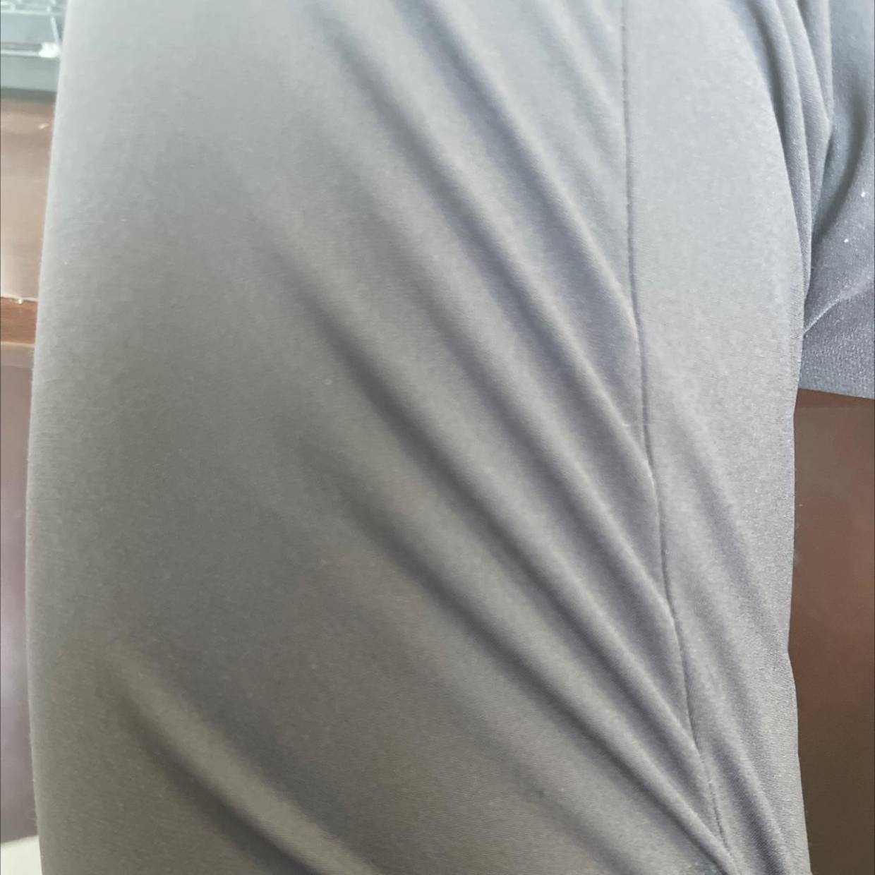 防晒霜哪个牌子最好用又便宜？咱就说第一款属实清爽不油腻！质地效果价格