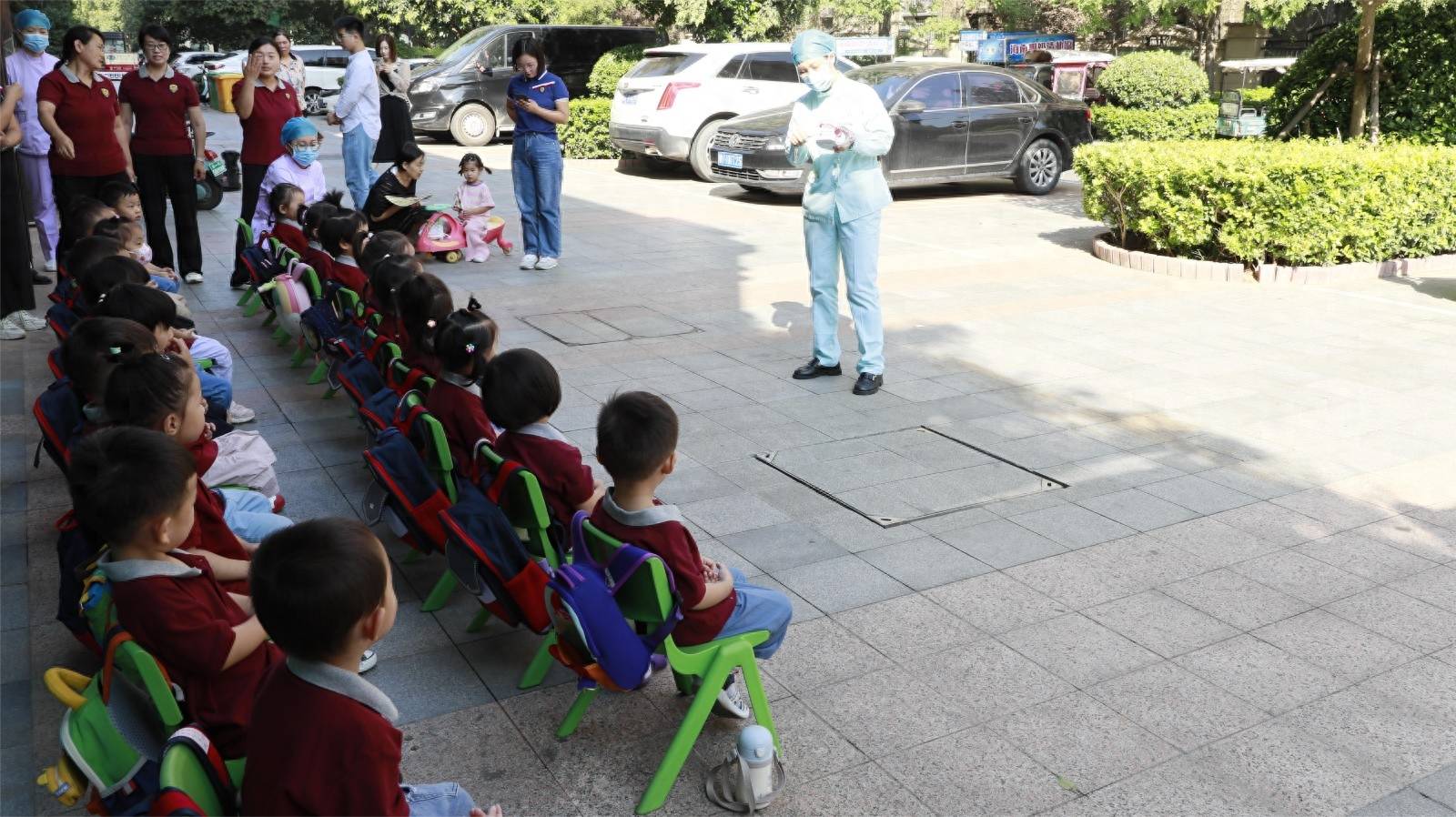 口腔诊所奇妙游！萌娃专属9·20全国爱牙日科普讲座_苏佳佳_检查_小朋友们