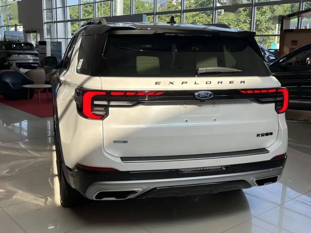 2.3T+10AT！276马力，四驱，2+2+2六座，第三排放倒可当床，绝！_搜狐汽车_搜狐网