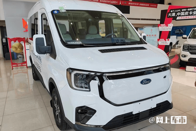 官方降价！江铃福特新全顺T8售15.38万起 升级2.3T_搜狐汽车_搜狐网