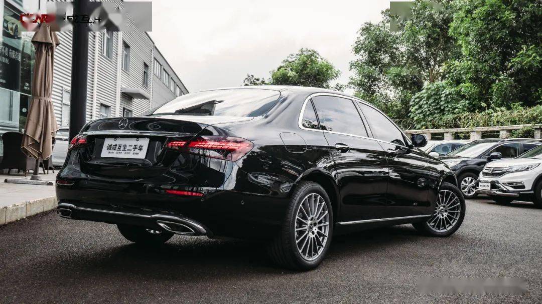 (最新到店)美学+豪华“E”术，还带龙膜，仅30几万！【奔驰E级 2022款 E260L】_搜狐汽车_搜狐网