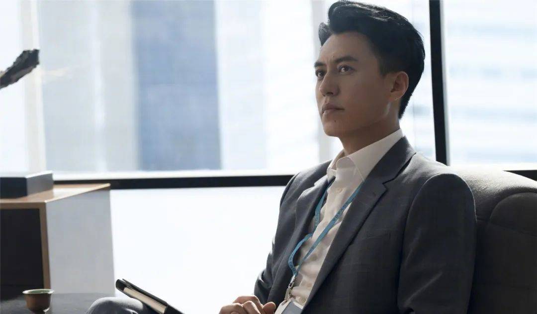 FM96.8 | 刚刚！知名男演员发声_靳东_诈骗_阿姨