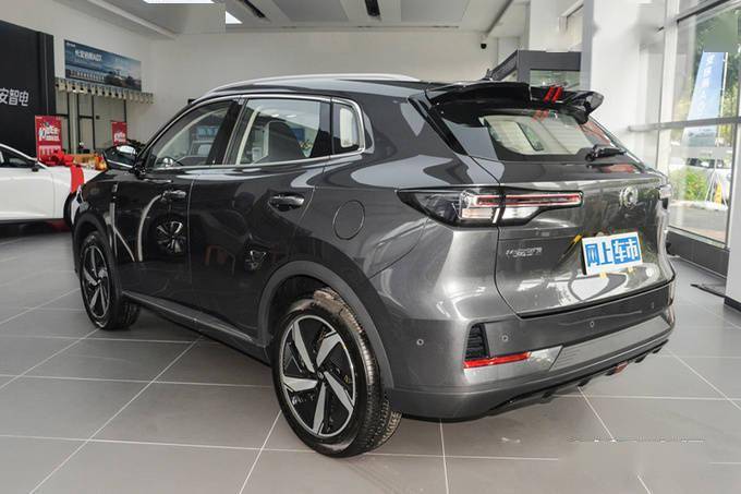 长安启源Q05预售12.49-15.49万！续航超比亚迪宋Pro_搜狐汽车_搜狐网