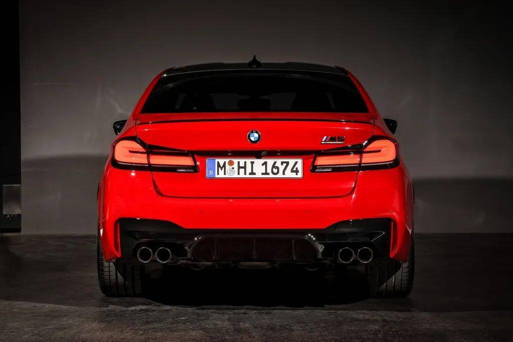 扮猪吃老虎的性能车，BMW M5 F90模型试玩_搜狐汽车_搜狐网